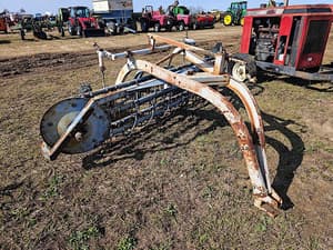 SOLD - New Idea 4150 Lot No. 281617 Hay and Forage | Tractor Zoom