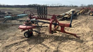 SOLD - New Idea 4264 Lot No. 2457 Hay and Forage | Tractor Zoom