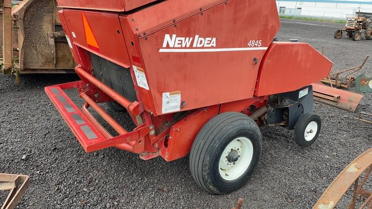New Idea 4845 Hay and Forage Balers - Round for Sale | Tractor Zoom