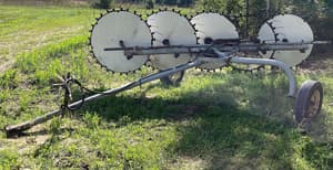 SOLD - New Idea 5 Wheel Hay Rake Hay and Forage | Tractor Zoom