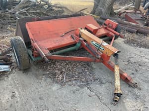 SOLD - New Idea 752 Lot No. 67A Hay and Forage with 5 ft | Tractor Zoom
