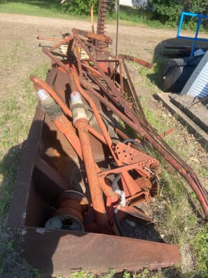 SOLD - New Idea Loader Other Equipment | Tractor Zoom