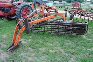 SOLD - New Idea 402 Lot No. 478 Hay and Forage | Tractor Zoom