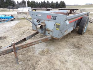 SOLD - New Idea 361 Lot No. 497 Manure Handling | Tractor Zoom