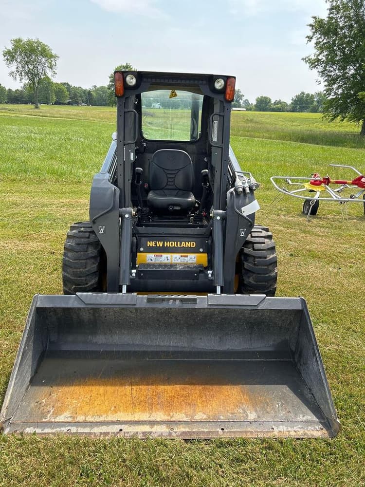 New Holland L220 Construction Skid Steers for Sale | Tractor Zoom