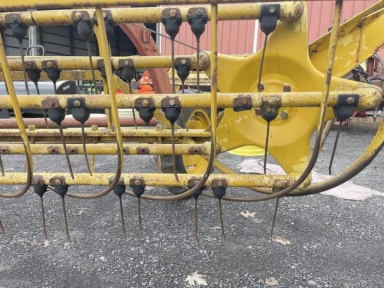 New Holland 256 Hay and Forage Hay - Rakes/Tedders for Sale | Tractor Zoom