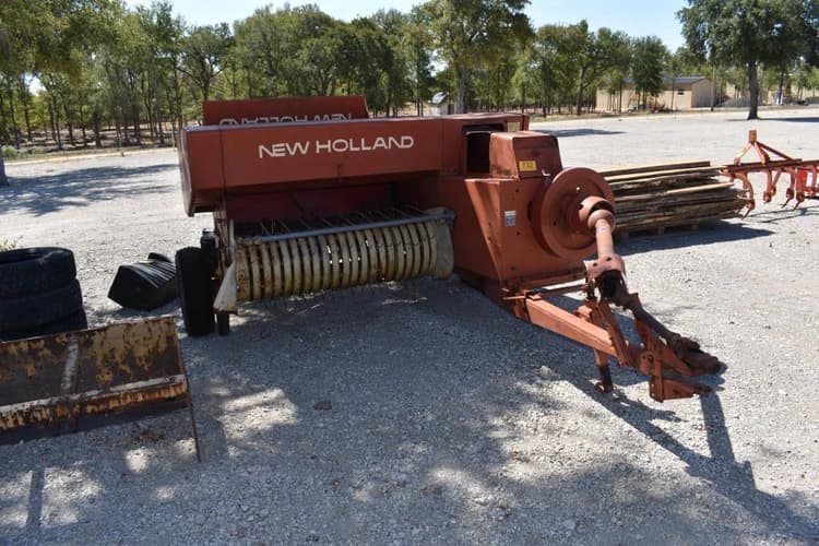 New Holland 276 Hay and Forage Balers - Square for Sale | Tractor Zoom