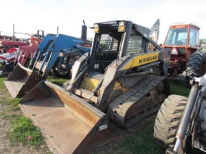 SOLD - New Holland C185 Lot No. 6734 Construction with 3,399 Hrs ...
