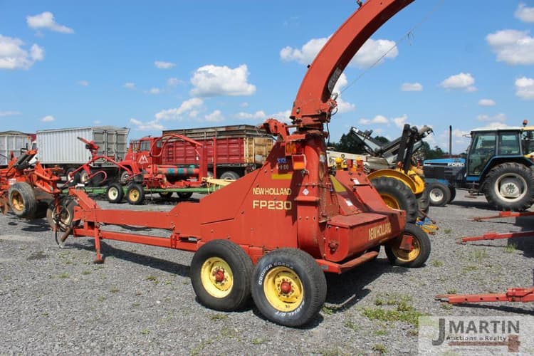 New Holland FP230 Harvesting Forage Harvesters - Pull Type for Sale ...