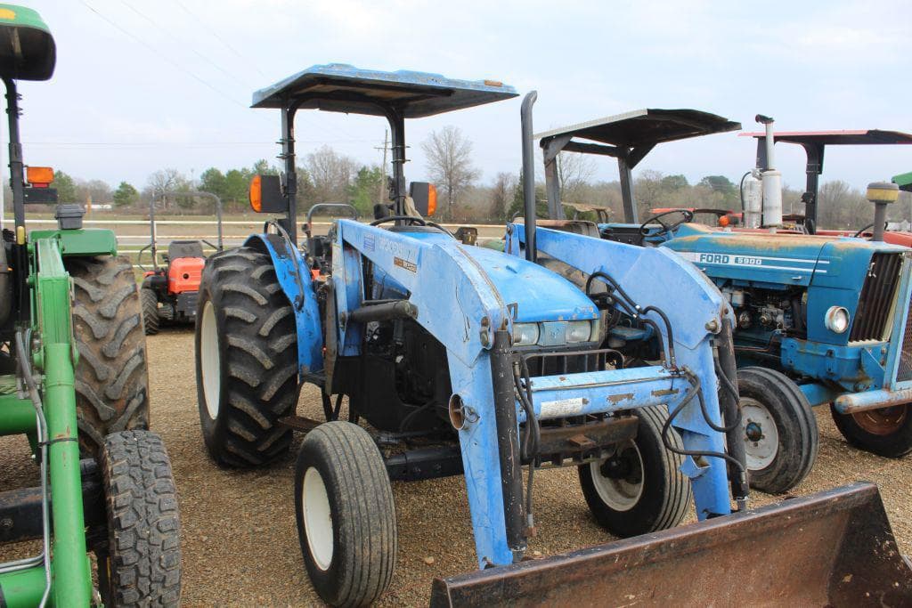 Tractor Zoom - New Holland TN55