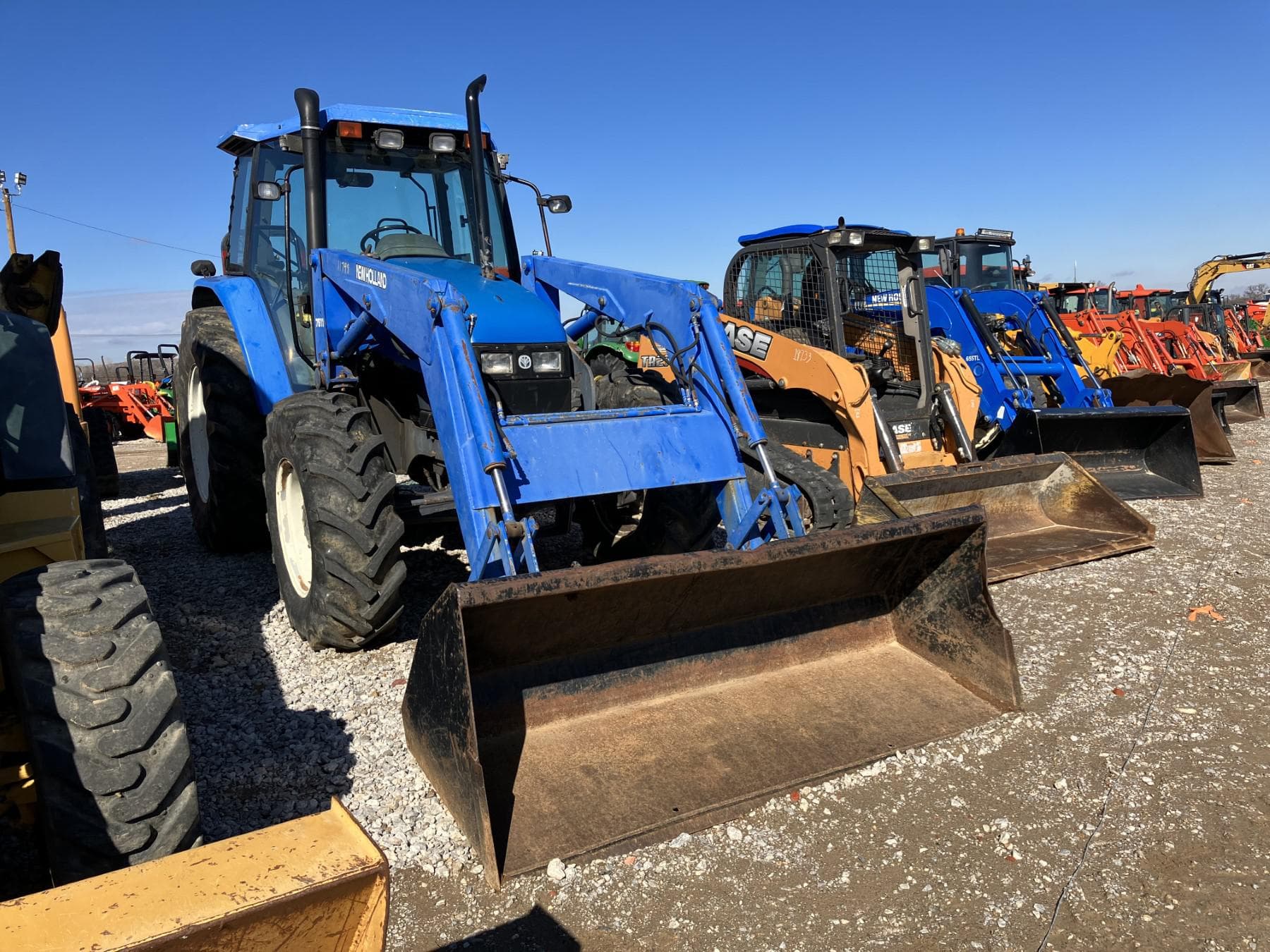 New Holland TS100 Tractors 100 to 174 HP for Sale | Tractor Zoom
