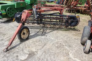 SOLD - NI 406 10' roll-a-bar rake Hay and Forage with 10 ft | Tractor Zoom