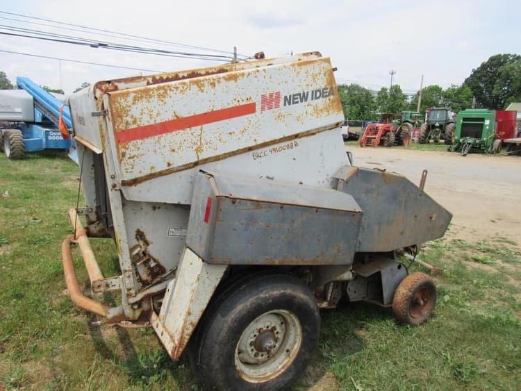 New Idea 484 Hay and Forage Balers - Round for Sale | Tractor Zoom