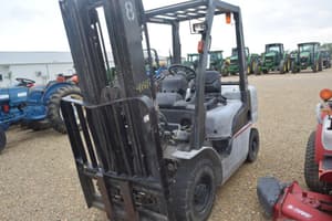 SOLD - NISSAN 50 FORKLIFT Construction with --- Hrs | Tractor Zoom