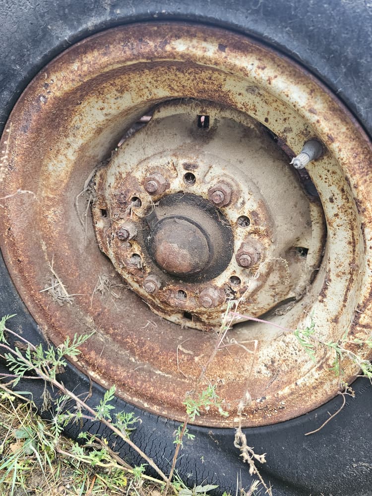 Gehl CB600 Harvesting Forage Harvesters - Pull Type for Sale | Tractor Zoom