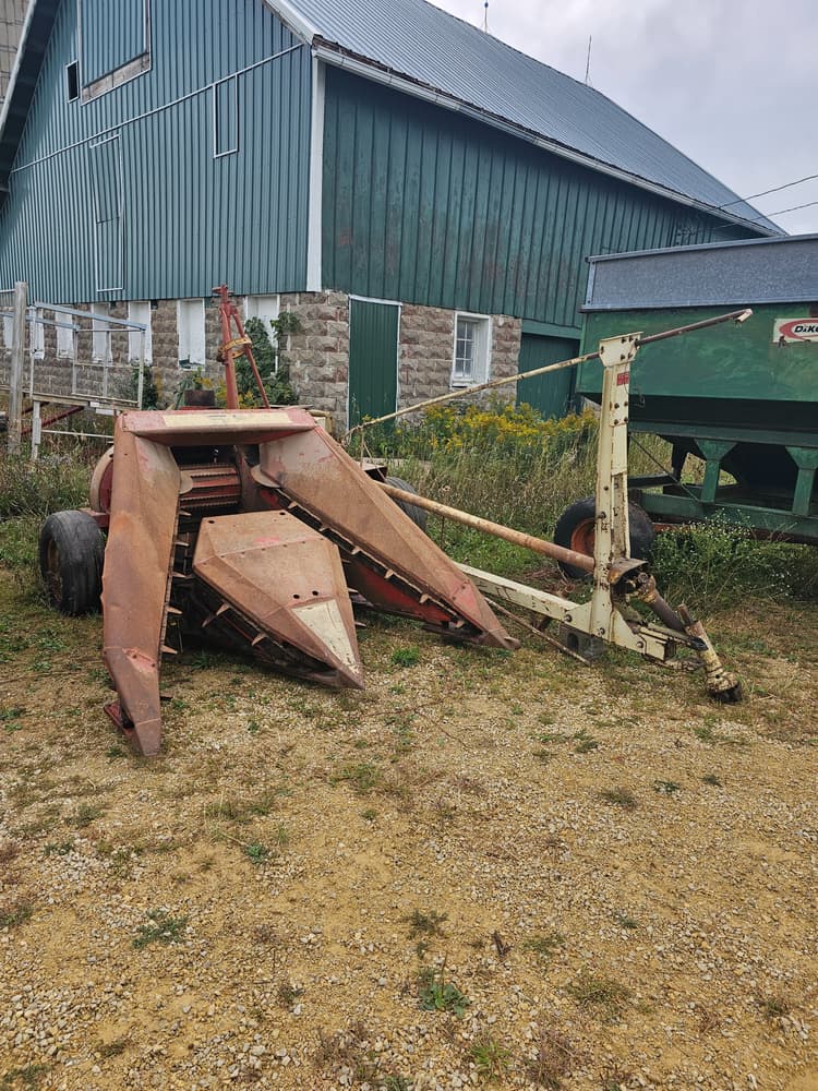 Gehl CB600 Harvesting Forage Harvesters - Pull Type for Sale | Tractor Zoom