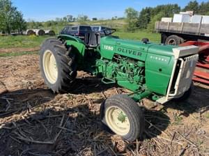 SOLD - Oliver 1250 Lot No. 125 Tractors with 4,400 Hrs | Tractor Zoom