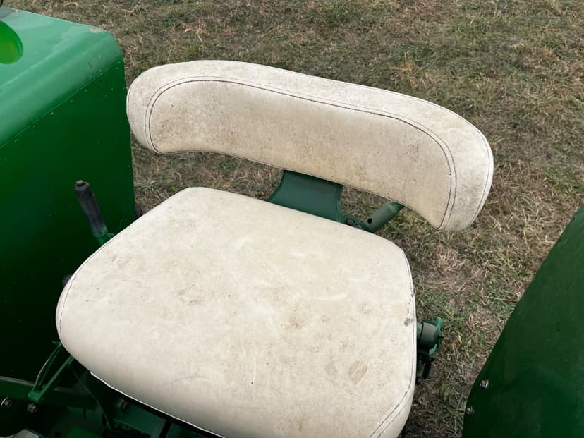 Oliver 1550 Lot No. 24 Tractors For Sale with 58 HP | Tractor Zoom