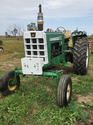 SOLD - Oliver 1850 Tractors with 102 HP | Tractor Zoom