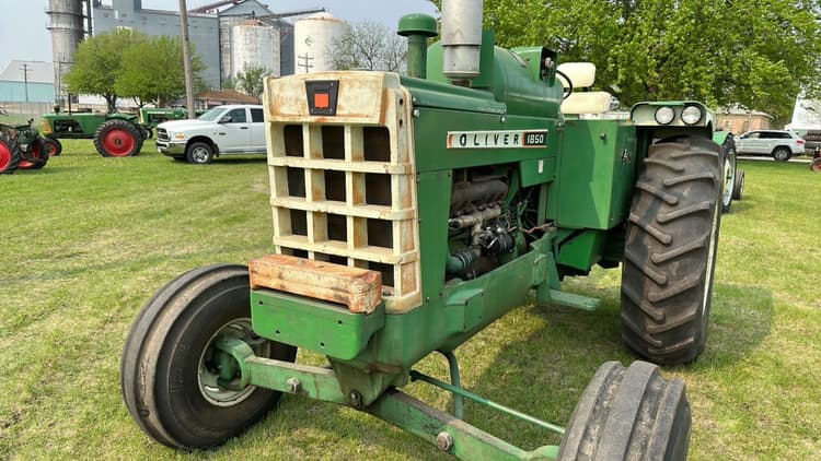 Oliver 1850 Tractors 100 to 174 HP for Sale | Tractor Zoom