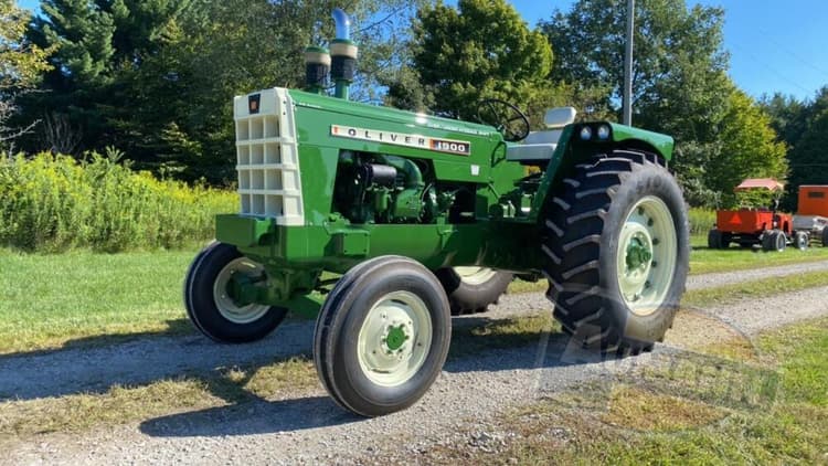 SOLD - Oliver 1900 Tractors 40 to 99 HP | Tractor Zoom