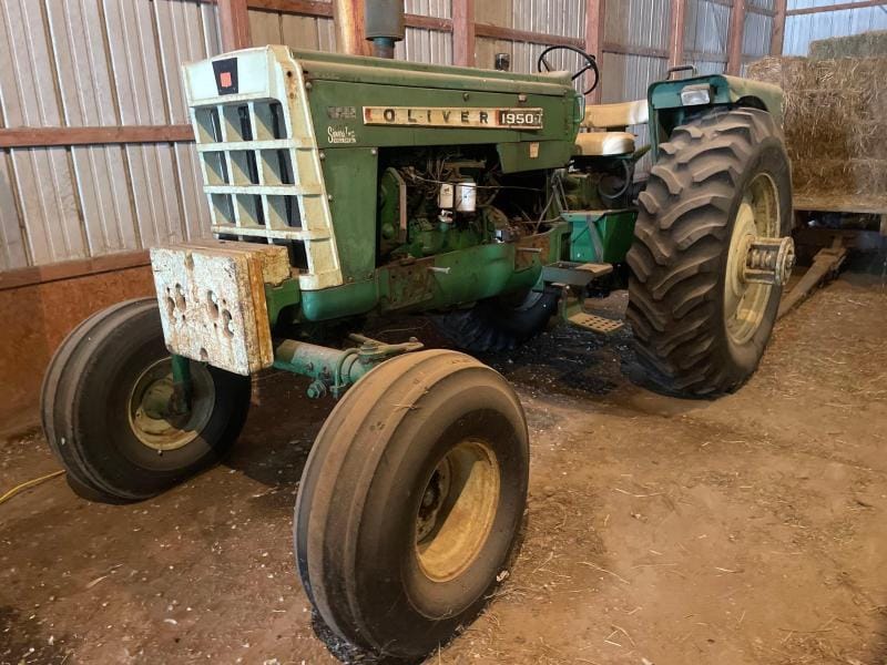 SOLD - Oliver 1950 Lot No. 18 Tractors with 116 HP | Tractor Zoom