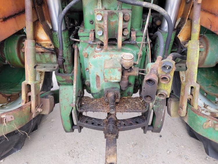 Oliver 2255 Tractors 100 to 174 HP for Sale | Tractor Zoom