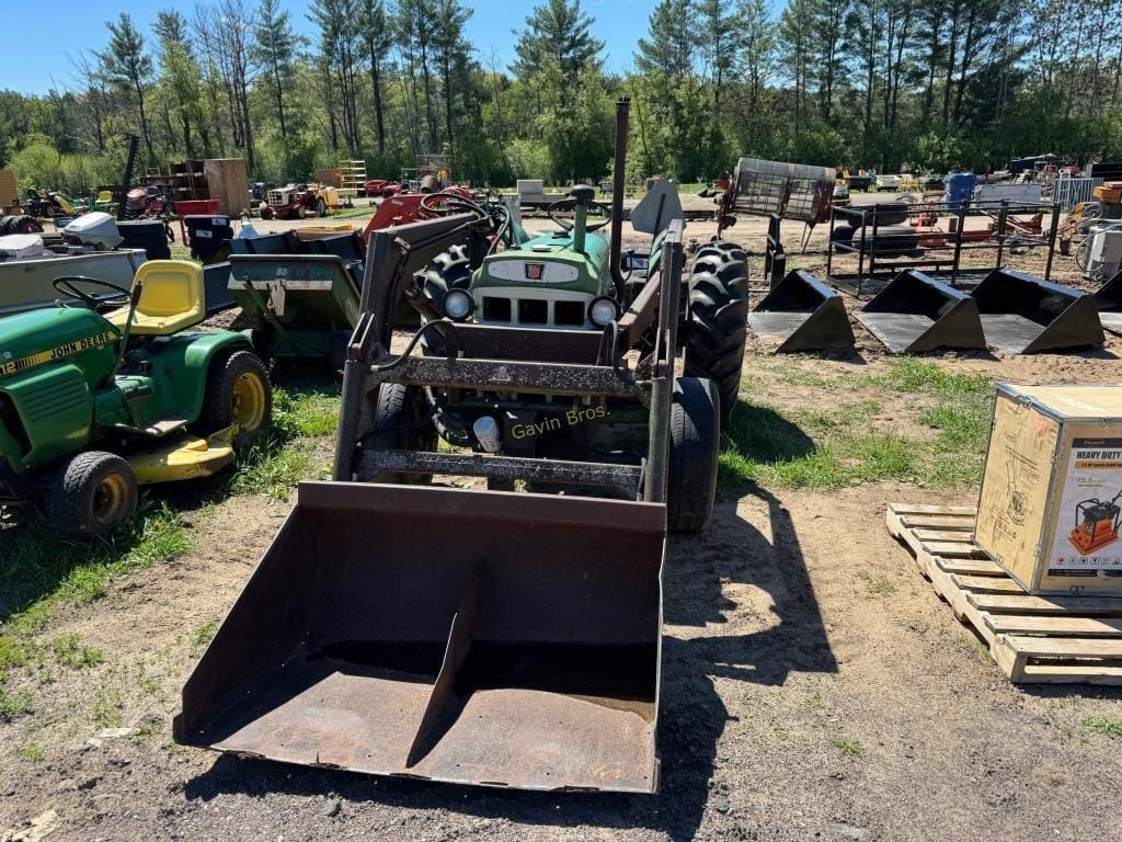 Oliver 550 Tractors For Sale with 46 HP | Tractor Zoom
