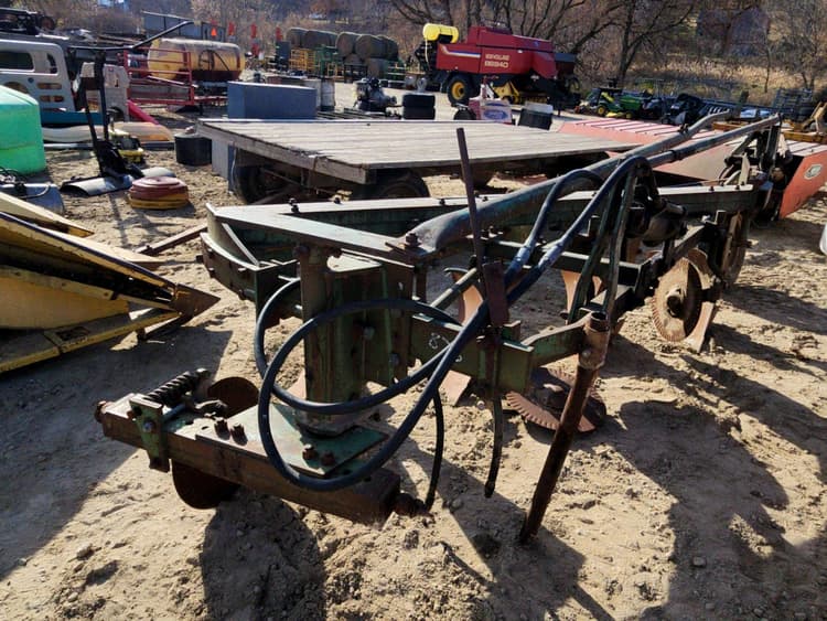 SOLD - Oliver 565 Tillage Plows | Tractor Zoom