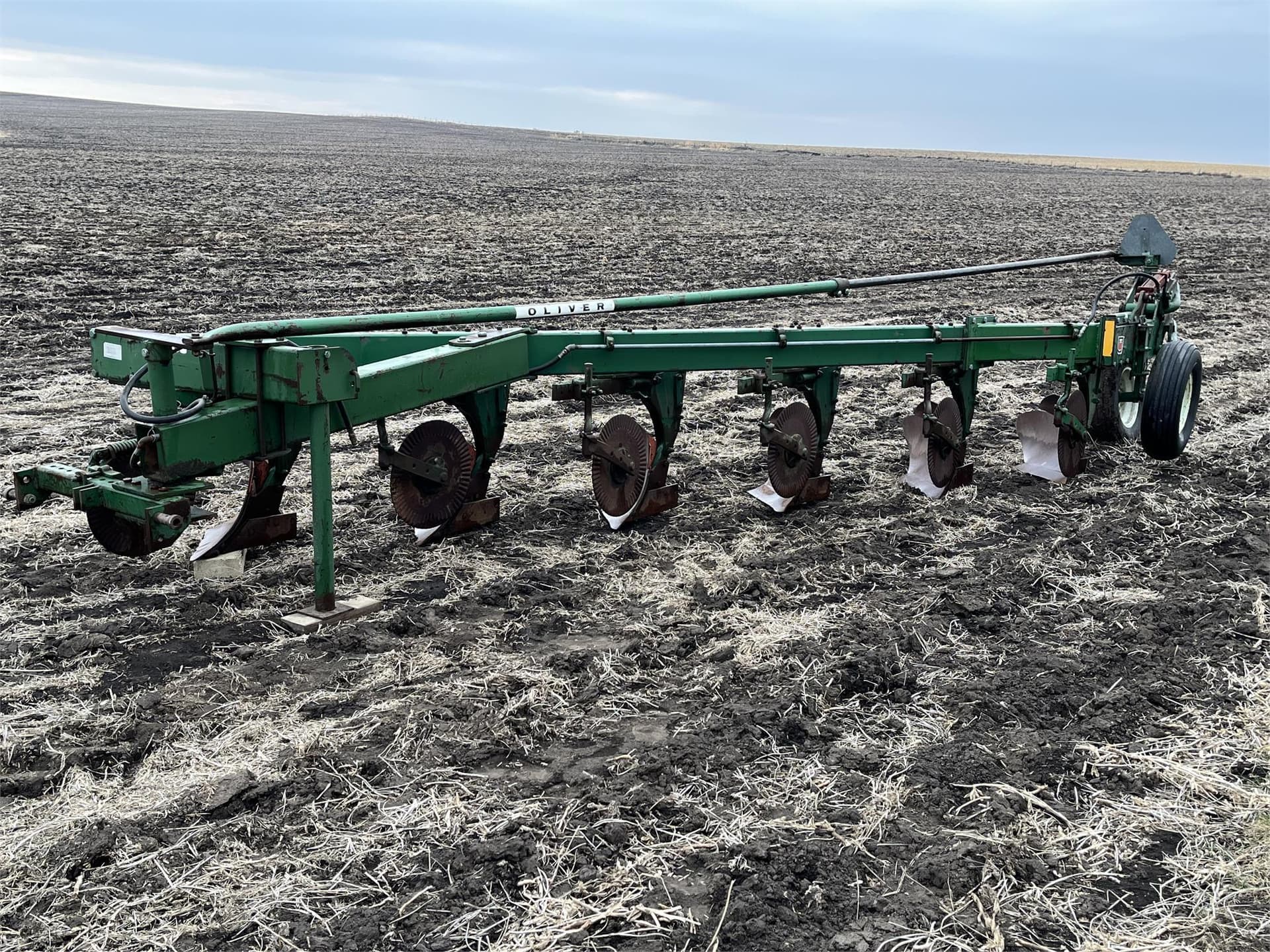 Oliver 588 Tillage Plows for Sale | Tractor Zoom