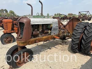 SOLD - OLIVER 70 Tractors with 33 HP | Tractor Zoom