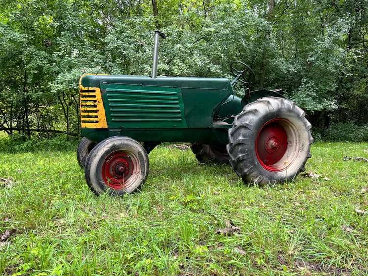 SOLD - Oliver 77 Tractors Less than 40 HP | Tractor Zoom