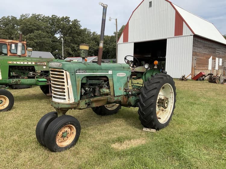 SOLD - Oliver 880 Tractors 40 to 99 HP | Tractor Zoom