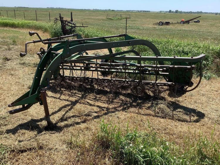 Oliver 107 Hay and Forage Hay - Rakes/Tedders for Sale | Tractor Zoom