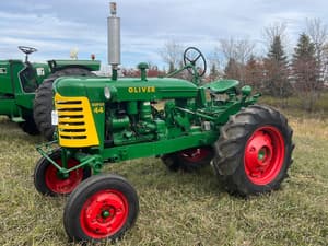 SOLD - Oliver Super 44 Lot No. 3520420 Tractors with 31 HP | Tractor Zoom