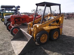 SOLD - OMC Mustang 320 Lot No. 24 Construction with --- Hrs | Tractor Zoom