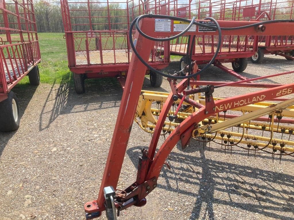 New Holland 256 Hay and Forage Hay - Rakes/Tedders for Sale | Tractor Zoom