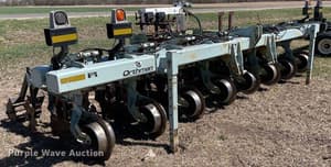SOLD - Orthman 1TRIPR strip-till Tillage with 8 Rows | Tractor Zoom