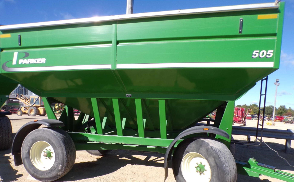 SOLD - Parker 505 Harvesting | Tractor Zoom