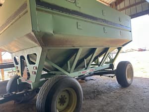 SOLD - Parker 6250 Lot No. 13 Harvesting | Tractor Zoom