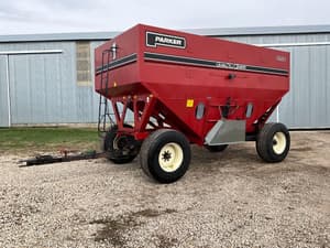 SOLD - Parker 6250 Lot No. 27 Harvesting | Tractor Zoom