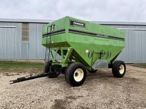 SOLD - Parker 6250 Lot No. 51 Harvesting | Tractor Zoom