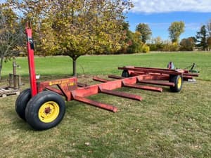 SOLD - Pequa 646 Round Bale Transport wagon Hay and Forage | Tractor Zoom