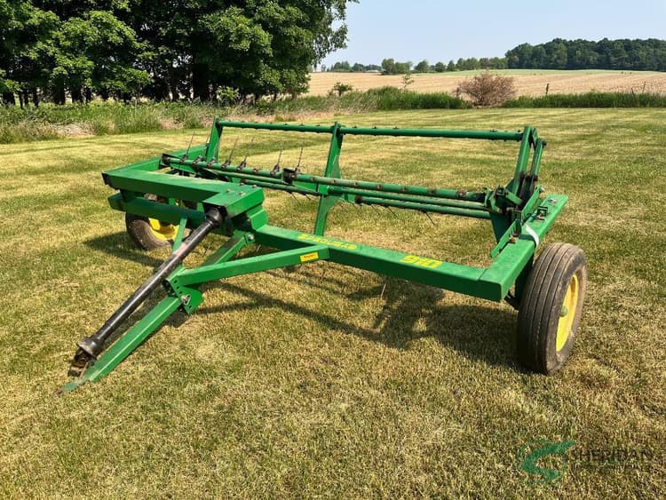 Pequea 910 Hay and Forage Hay - Rakes/Tedders for Sale | Tractor Zoom