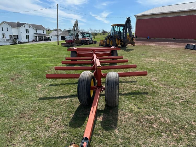 Pequea 646 Hay and Forage Bale Accumulators/Movers for Sale | Tractor Zoom
