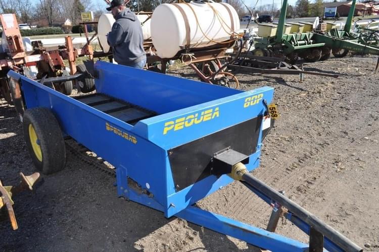 SOLD - Pequea 80P Manure Handling Manure Spreaders - Dry | Tractor Zoom