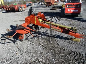 SOLD - Pequea TT2000 Lot No. 919 Hay and Forage | Tractor Zoom