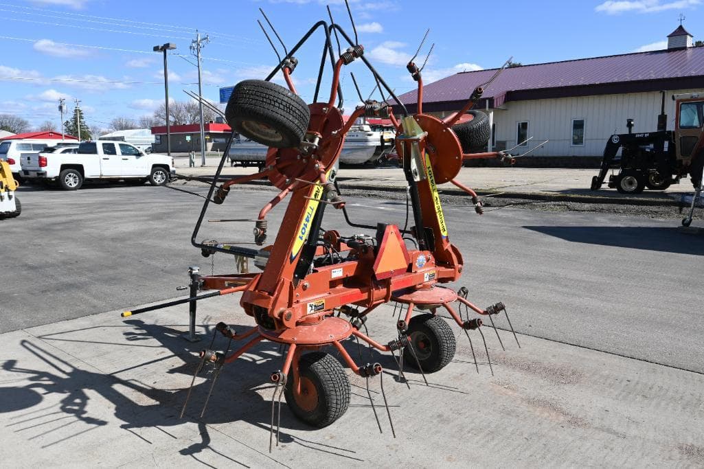 Pequea TT4101 Hay and Forage Hay - Rakes/Tedders for Sale | Tractor Zoom