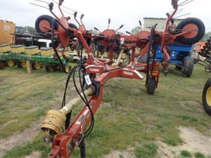 SOLD - Pequea TT6000 6-Basket Tedder Hay and Forage | Tractor Zoom