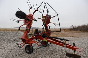 SOLD - Pequea HT4102 Lot No. 18 Hay and Forage | Tractor Zoom